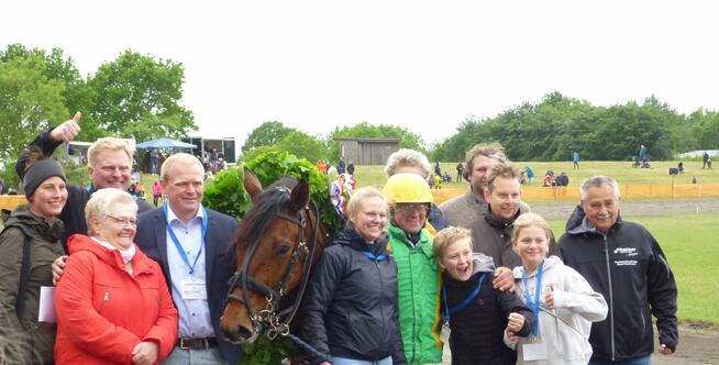 01.12.13 Herzlichen Glückwunsch zum Geburtstag - Henning Rathjen 65 ...